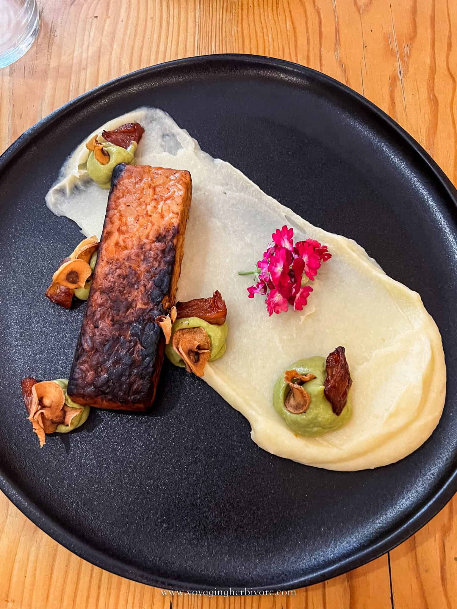 9 Vegan Restaurants in Lisbon & Cascais with INCREDIBLE Portuguese Food ...