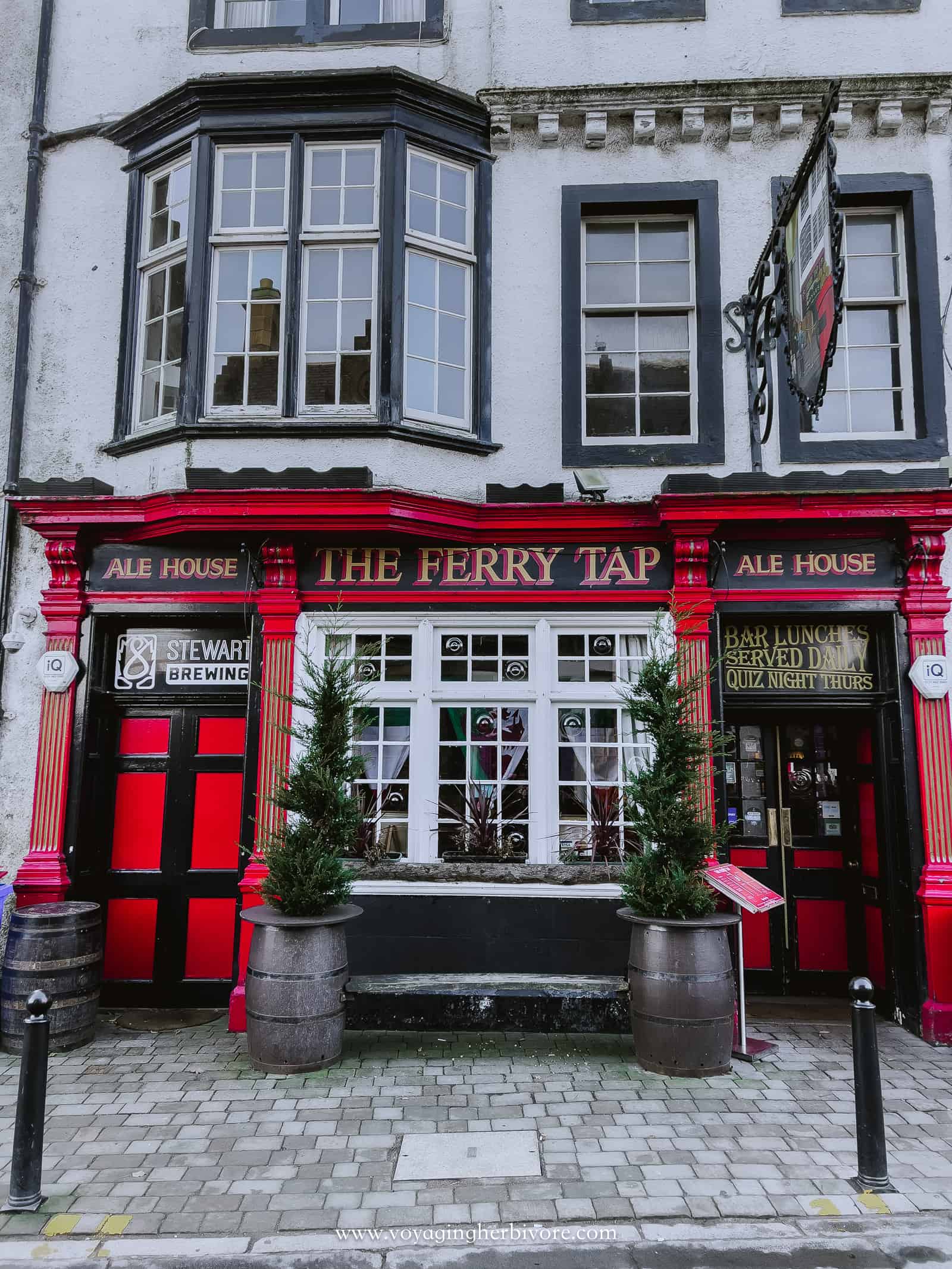 South Queensferry & the Three Bridges: Visitor's Guide - Voyaging Herbivore