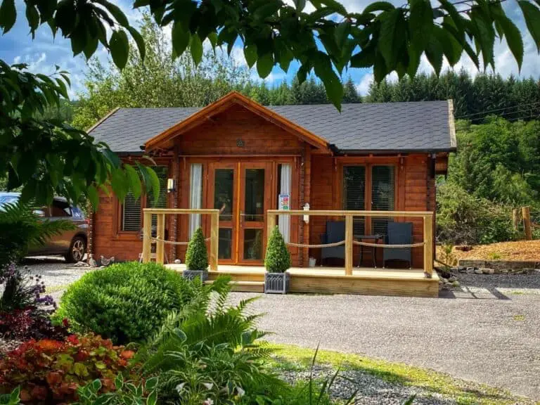 Romantic Log Cabins in Scotland: Our Top 11 Picks - Voyaging Herbivore